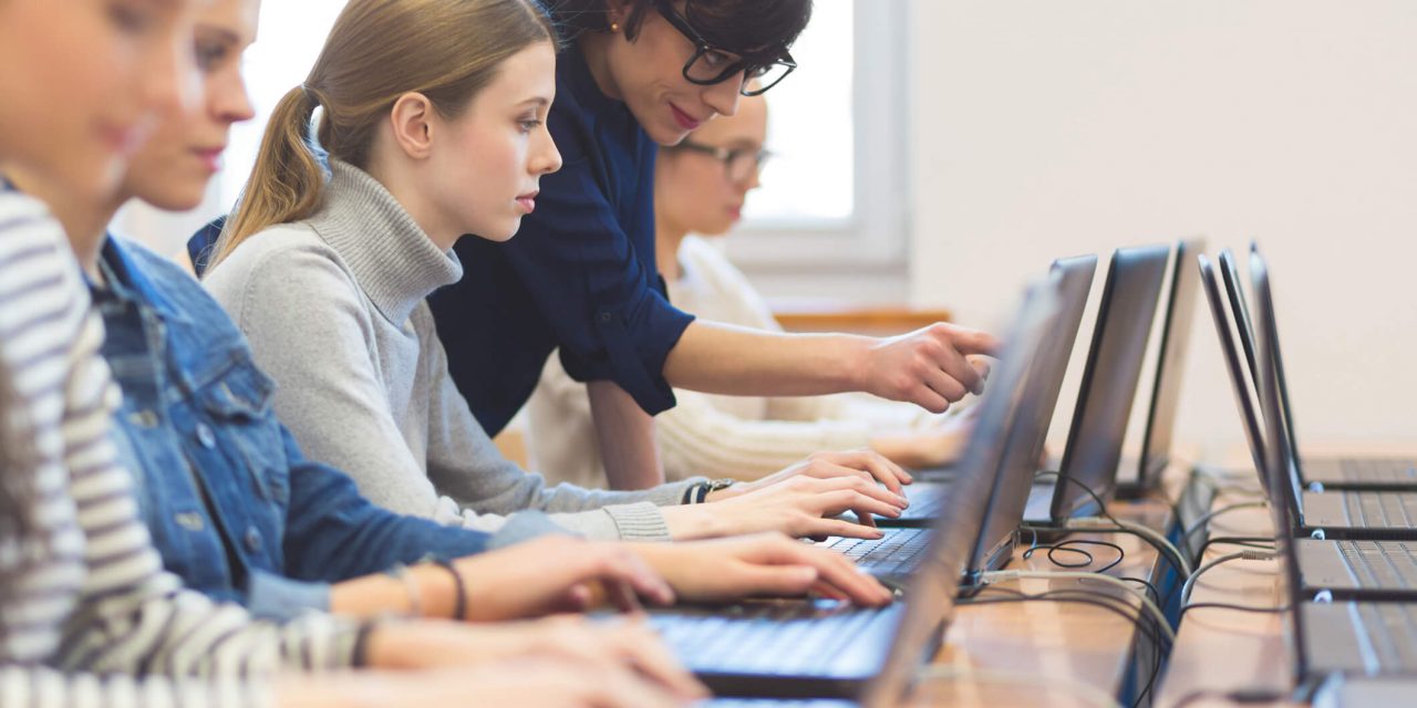 Importância da informática básica: saiba como esse curso pode mudar a ...